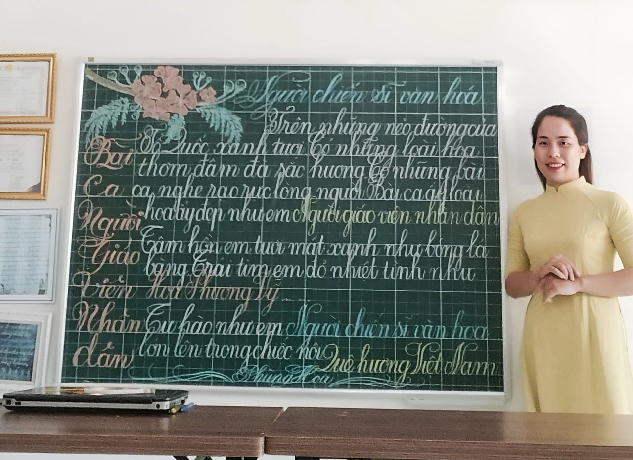 Phùng Thị Hoa - Truyền cảm hứng giá trị nhân văn chữ viết tay Việt Nam ...